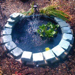 5 Simple DIY Water Feature Tutorials | iCraftopia